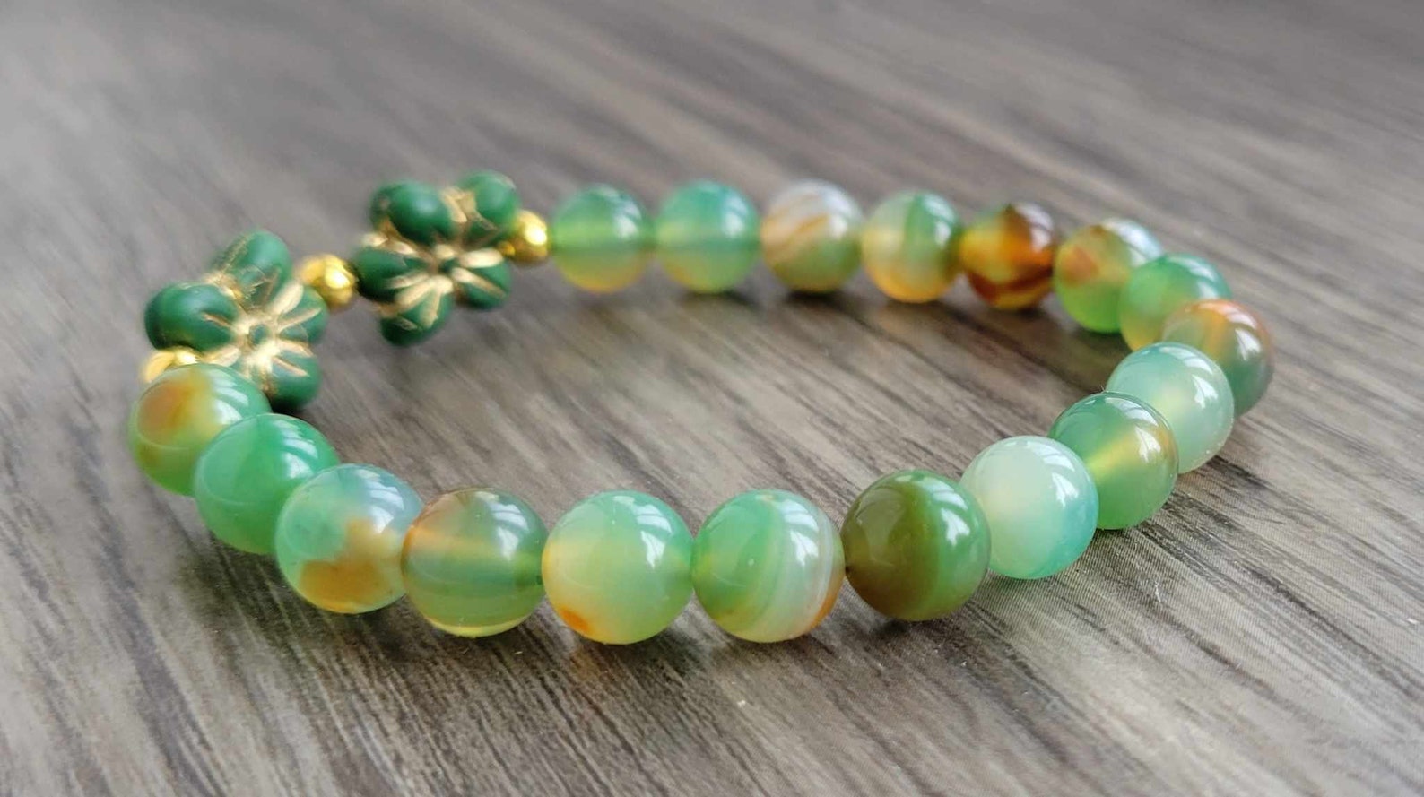 7" Parrot Green Fire Agate (8mm) Stretch Bracelet W/czech Glass Flowers ...