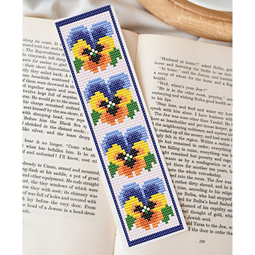 Pansy Bookmark Digital Cross Stitch Pattern, Flower Bookmark Pattern ...