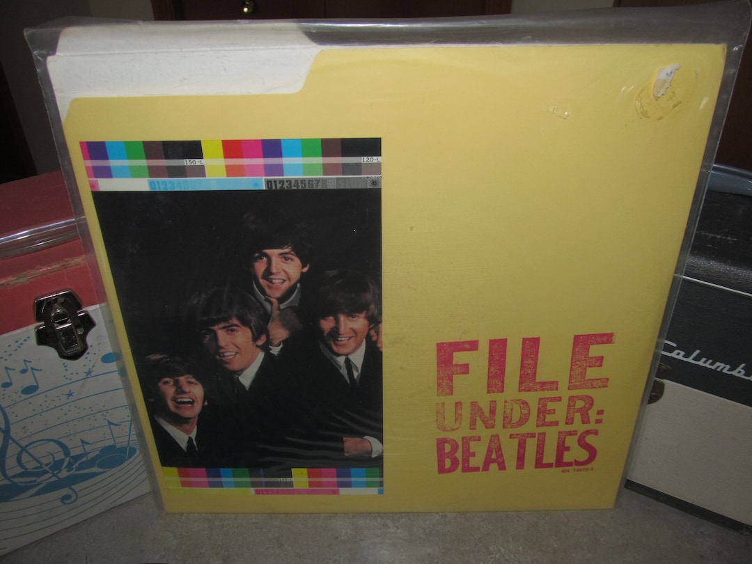 The Beatles - Very Rare Vinyl 2 LP Set - File Under Beatles - TMOQ ...