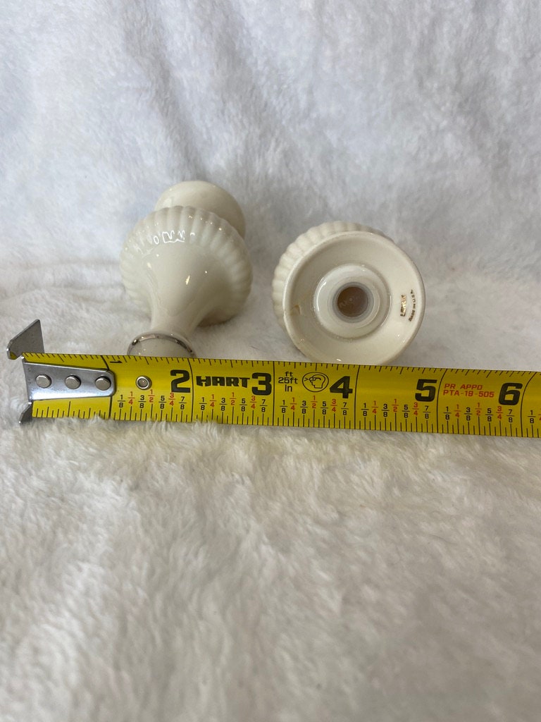 Vintage LENOX Ivory Salt & Pepper Shaker Set - Essex Collection ...