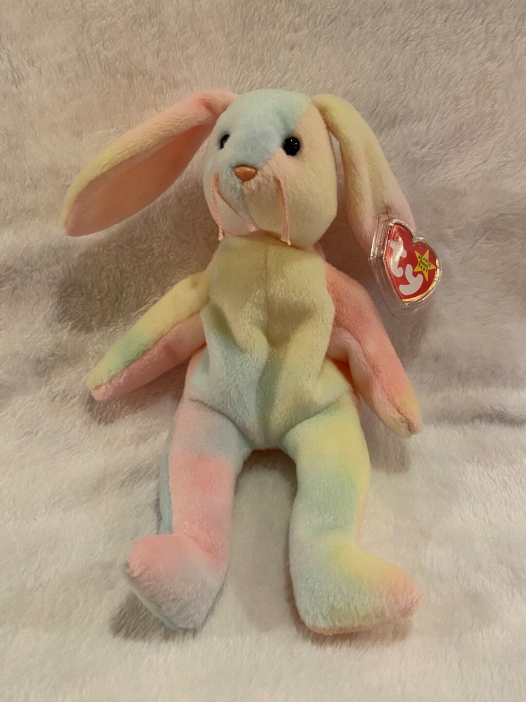 Hippie the Rabbit - TY Beanie Babies - Birthdate 04 May 1998 - PE ...
