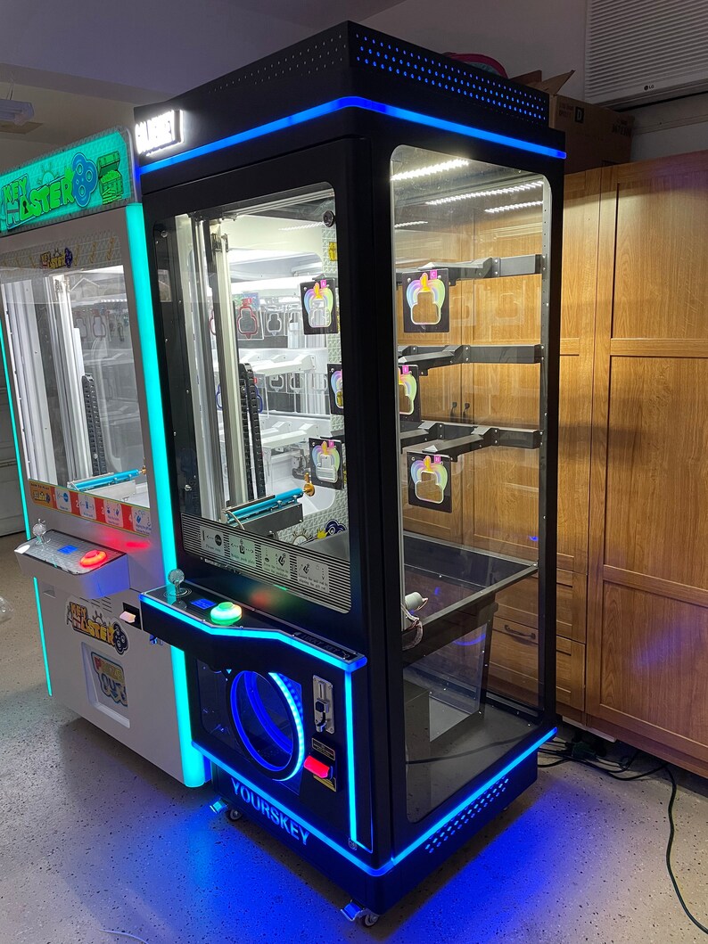 Sega Key Master 8 Holes Prize Arcade Machine - Etsy