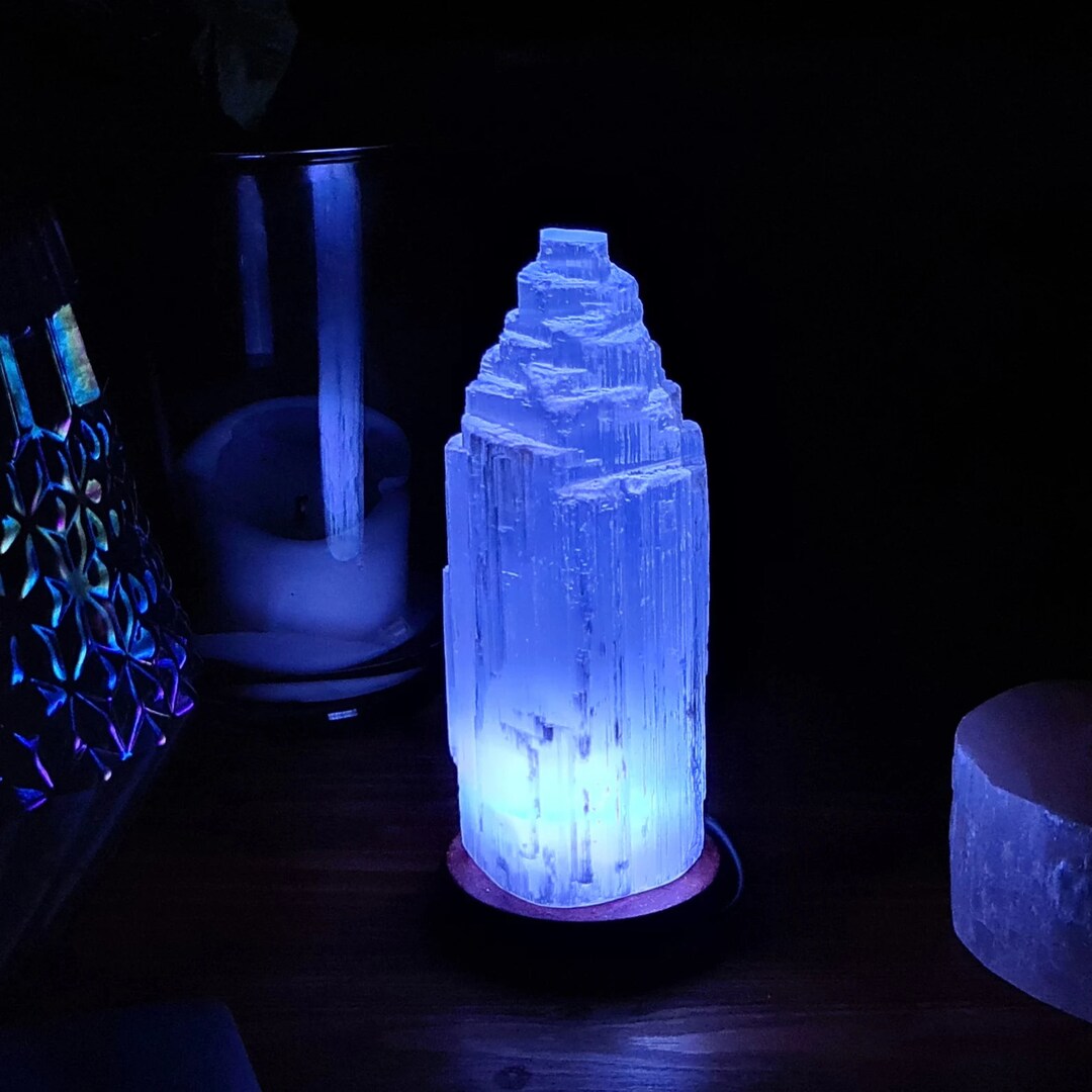 Pure Selenite Crystal Colour Changing Lamp With USB Led Bulb, Selenite ...