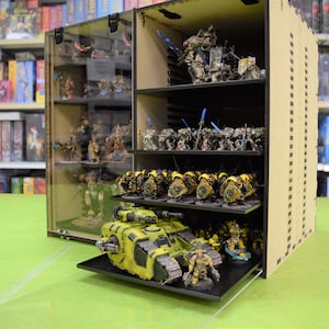 Magcase XL 2.0 MDF Magnetic Carrying Case / Display Case for Miniatures ...