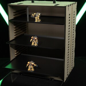 Magcase 2.0 MDF Magnetic Carrying Case / Display Case for Miniatures ...