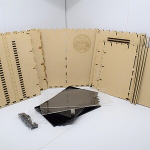 Magcase XL 2.0 MDF Magnetic Carrying Case / Display Case for Miniatures ...