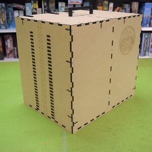 Magcase XL 2.0 MDF Magnetic Carrying Case / Display Case for Miniatures ...