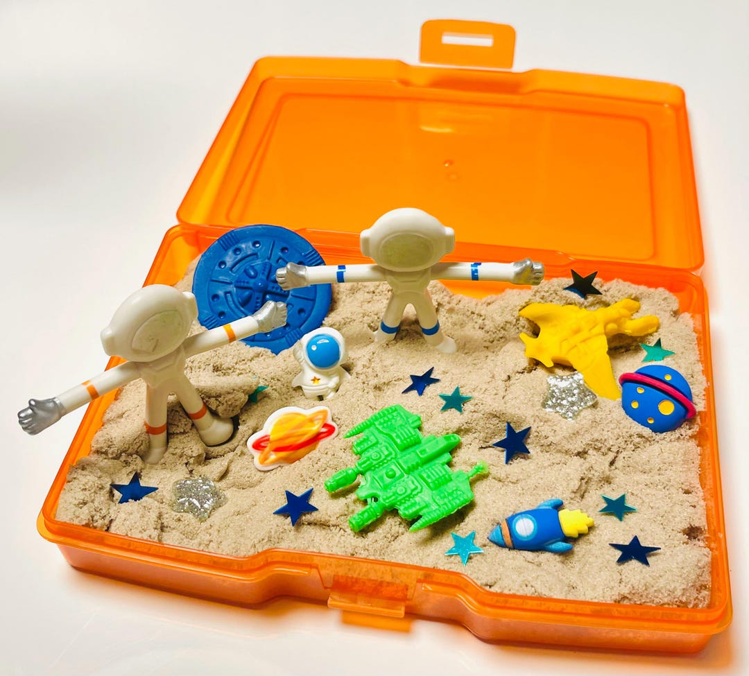 Outer Space Astronauts Kinetic Sand Sensory Play Kit With Storage Case ...