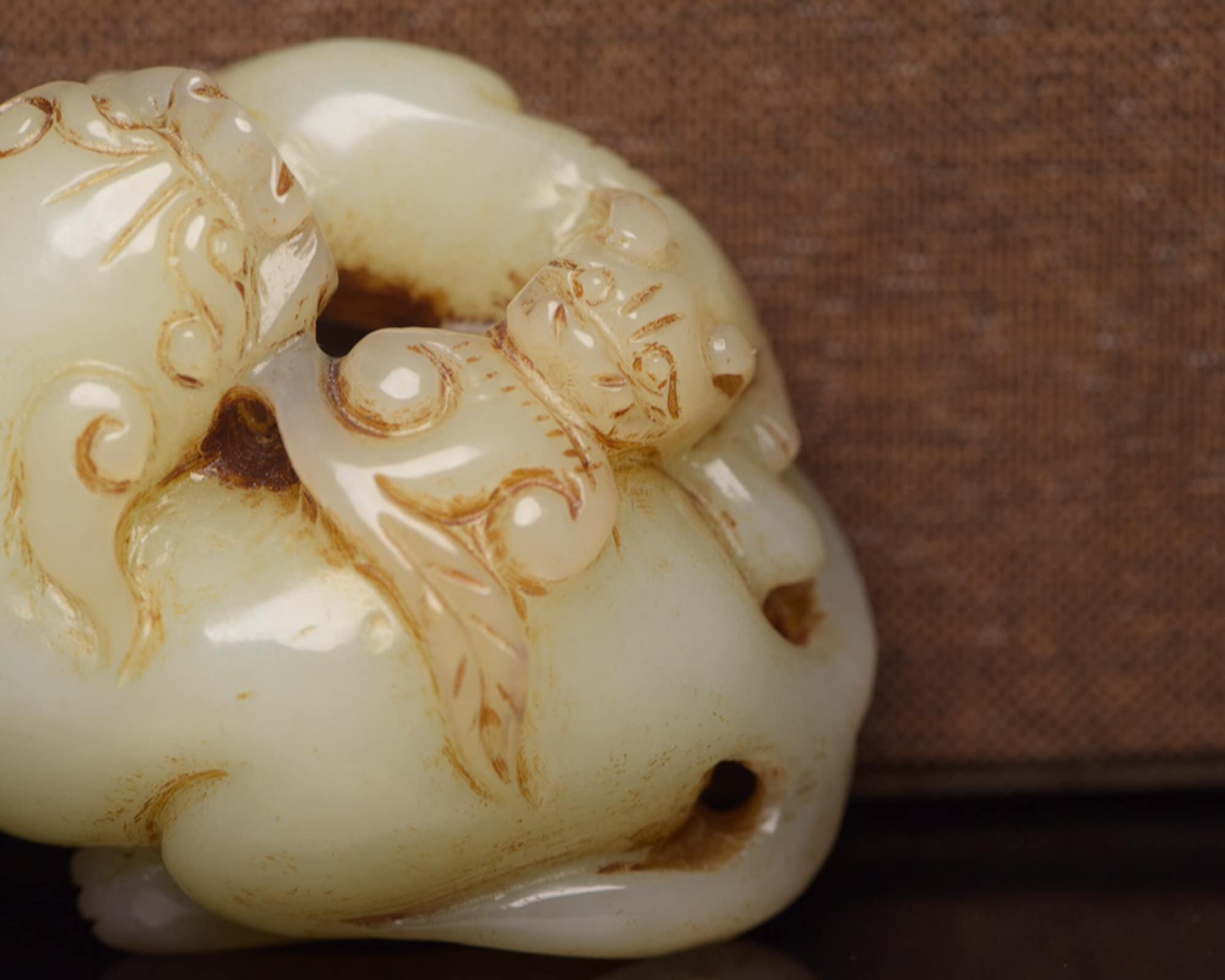 35427 Hetian White Jade Hand Carving Auspicious Beast PI Xiu - Etsy