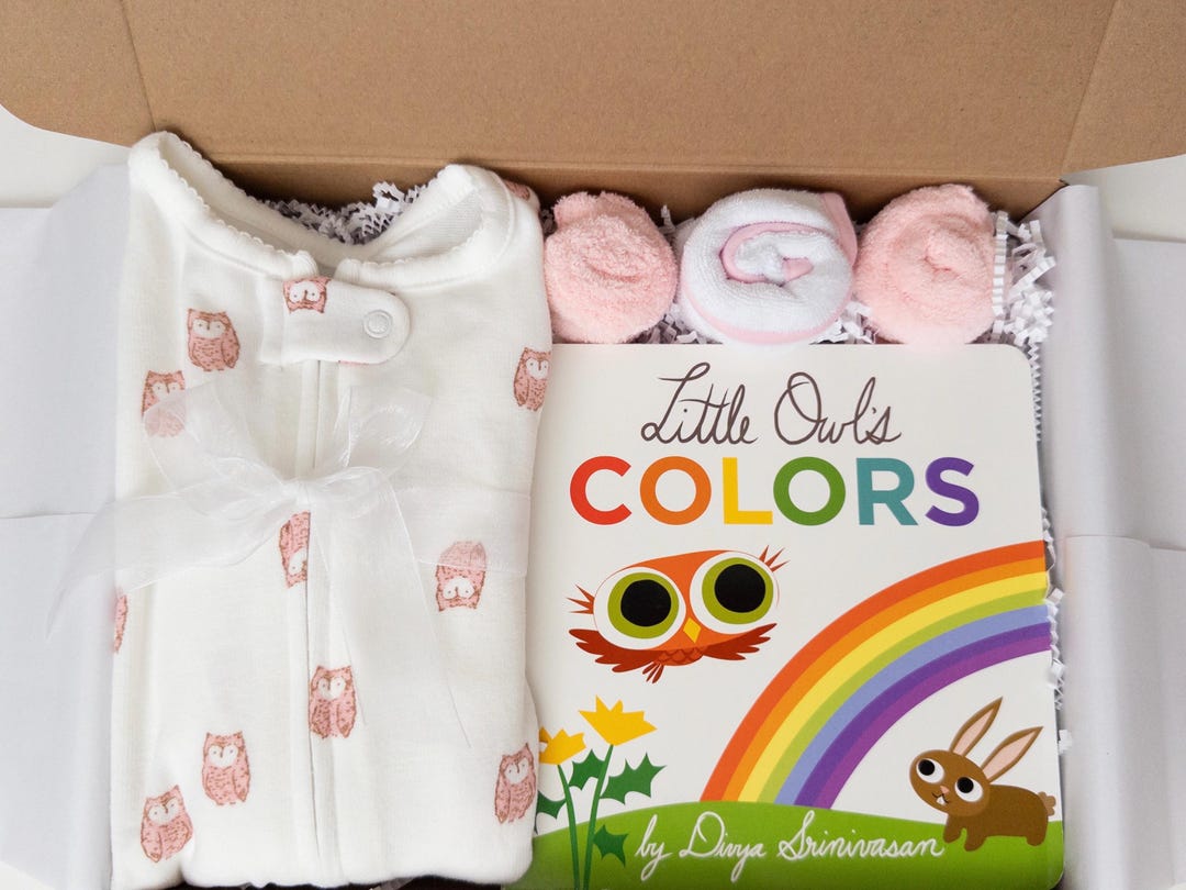 Baby Girl Gift Box: Sleeper, Bib, Book & Washcloth - Etsy