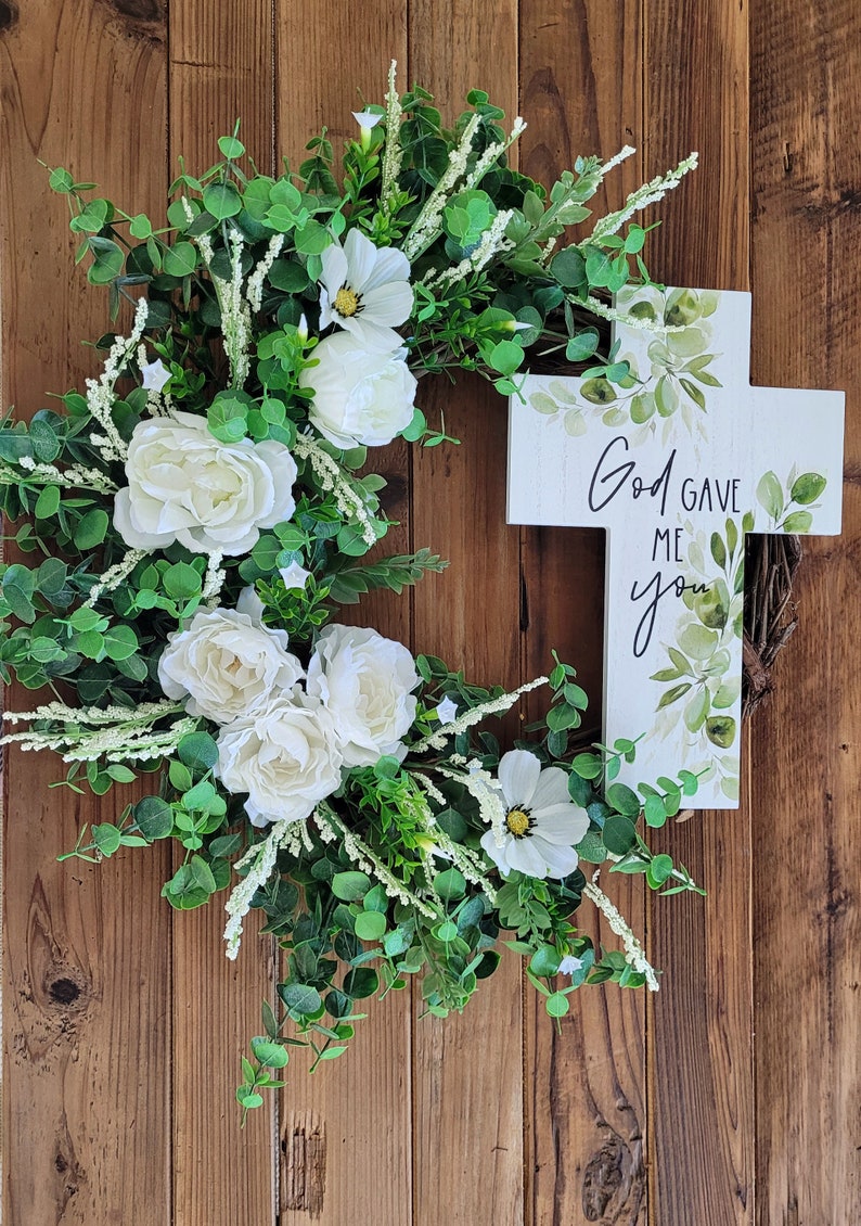 Floral Cross Wreath, White Flowers, Spring Wedding Door Decor - Etsy