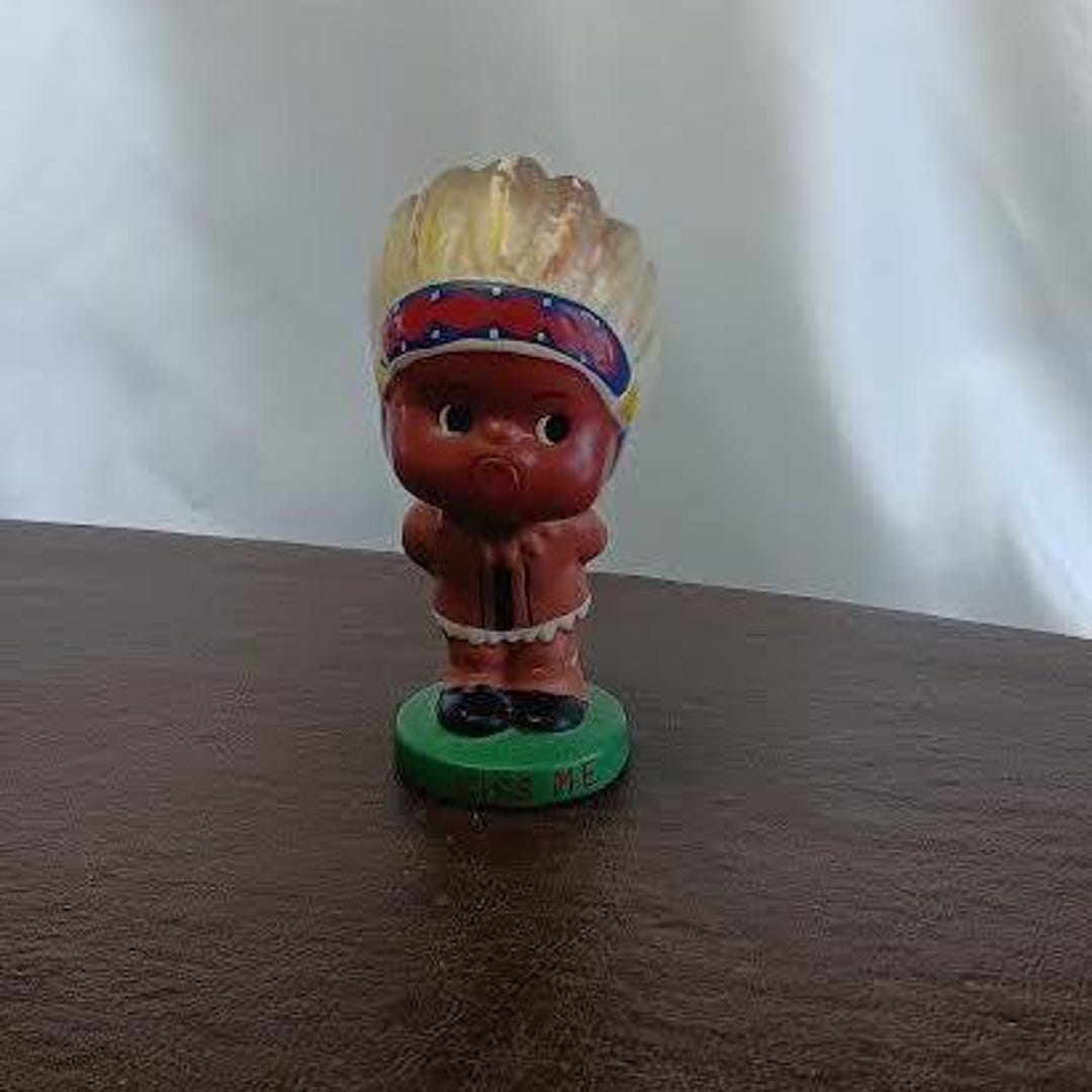 Vintage Native American Ceramic "kiss Me" Bobblehead - Etsy