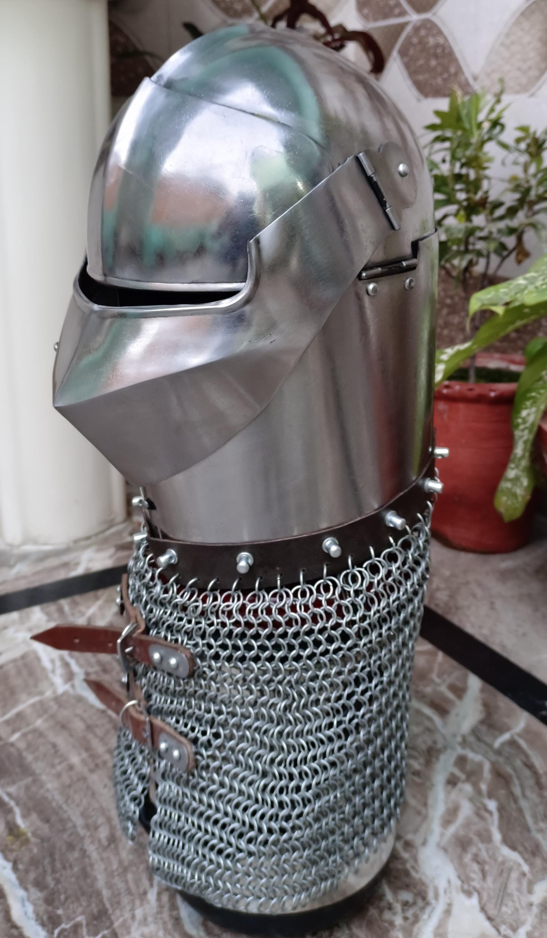 Knights Armor With Rondel, Gothic European Close Helmet 16 Gauge Steel ...