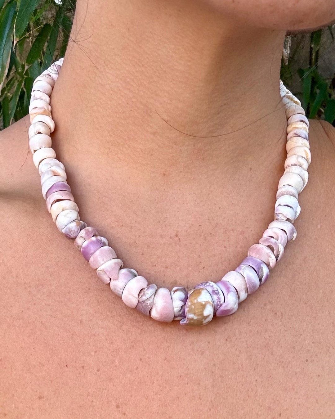 Hawaiian Puka Shell Necklace, Unique Chunky Ombré Purple Shells, Rare ...