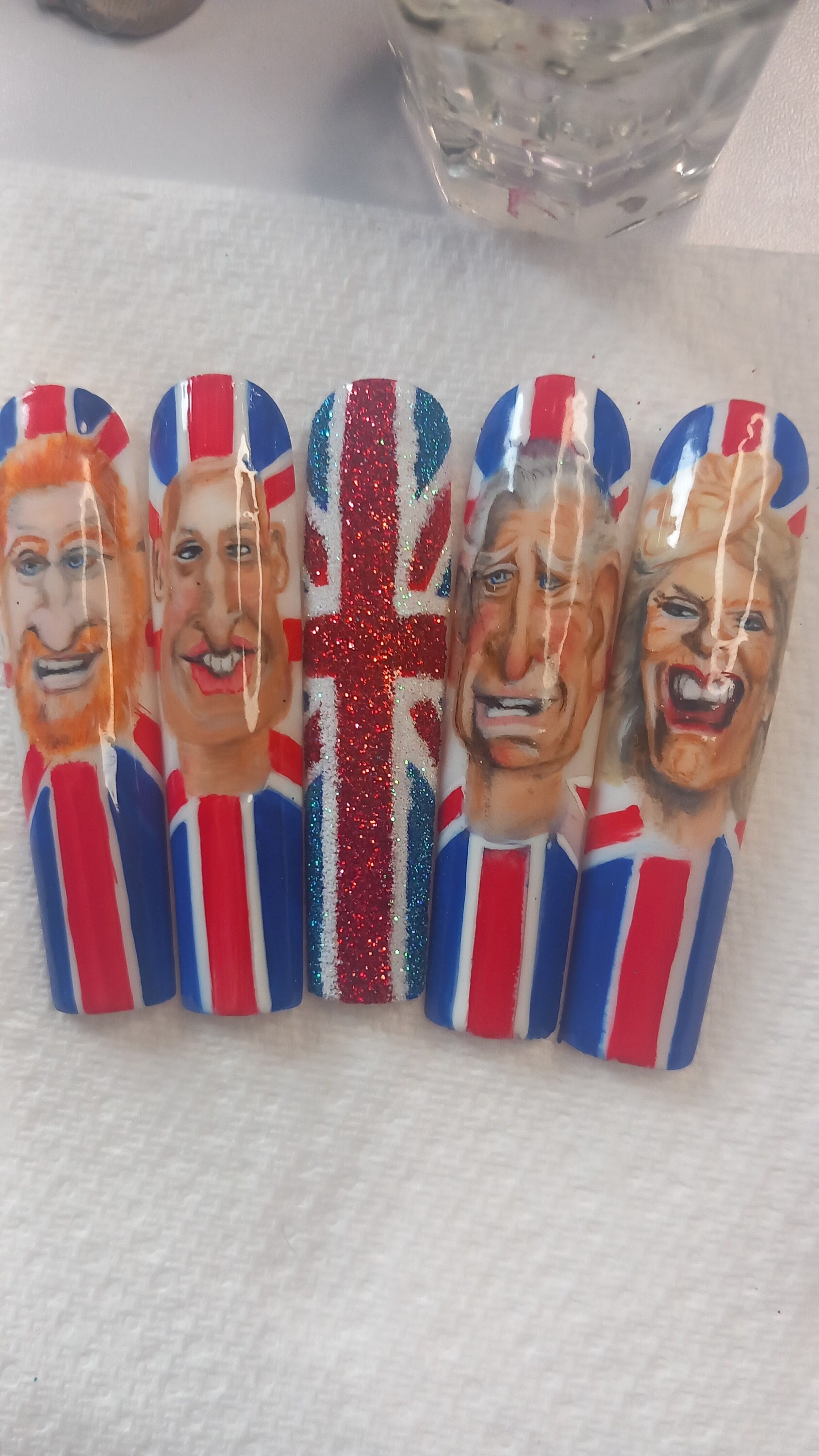 Custom King Coronation Nails - Etsy