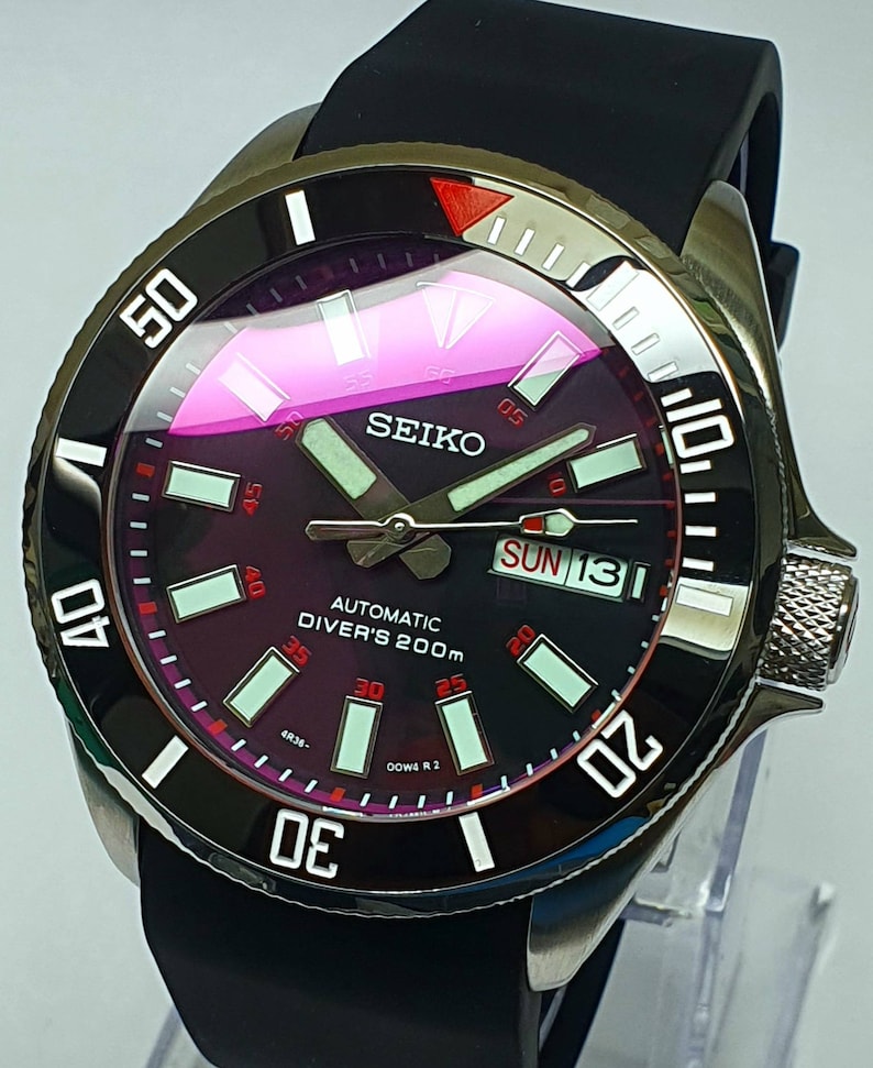 Custom SKX Divers Watch SEIKO NH36 Mini Blood Moon Mod - Etsy