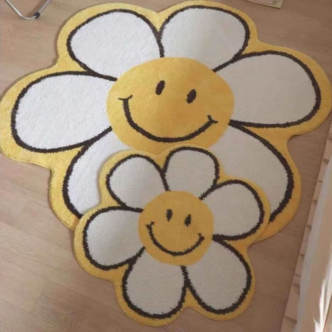 Novelty Smiley Face Flower Rugunique Home and Living - Etsy