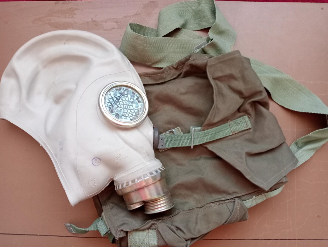 Soviet Era Polish Gas Mask Szm-41m Mask Size 2 Plus Bag - Etsy