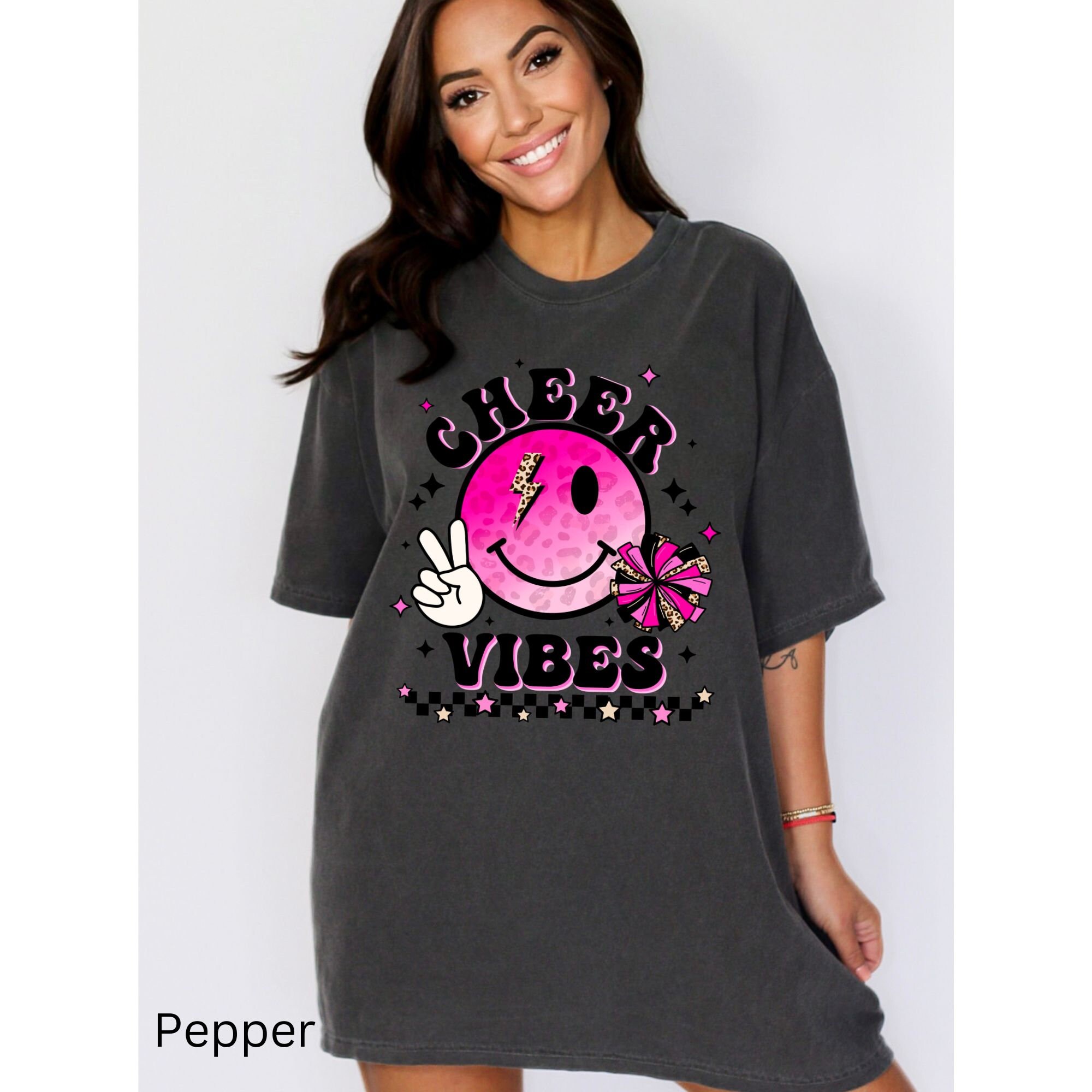 Rosa Cheer Camisa Mujeres Comfort Colores Cheer Tee Cheerleading ...