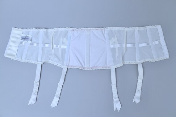 2000s Cadolle red leavers lace and white satin boned … - Gem