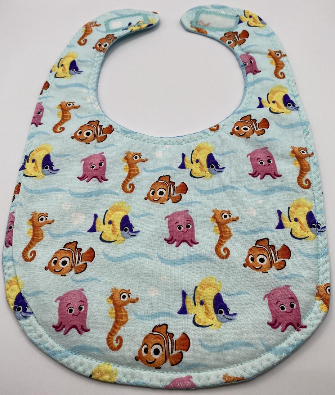 Finding Nemo Deluxe Bib Quilt: Adjustable Durable Reversible (quilted ...