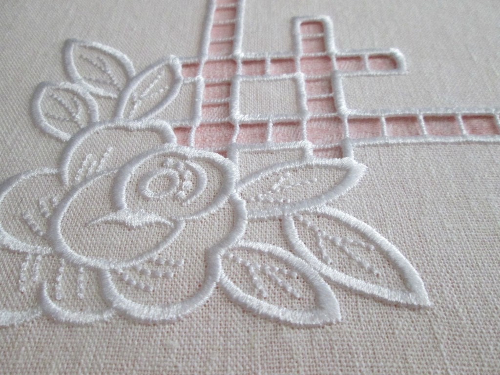 Corner Roses Cutwork(richelieu) Machine Embroidery Design, Embroidery ...