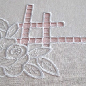 Corner Roses Cutwork(richelieu) Machine Embroidery Design, Embroidery ...