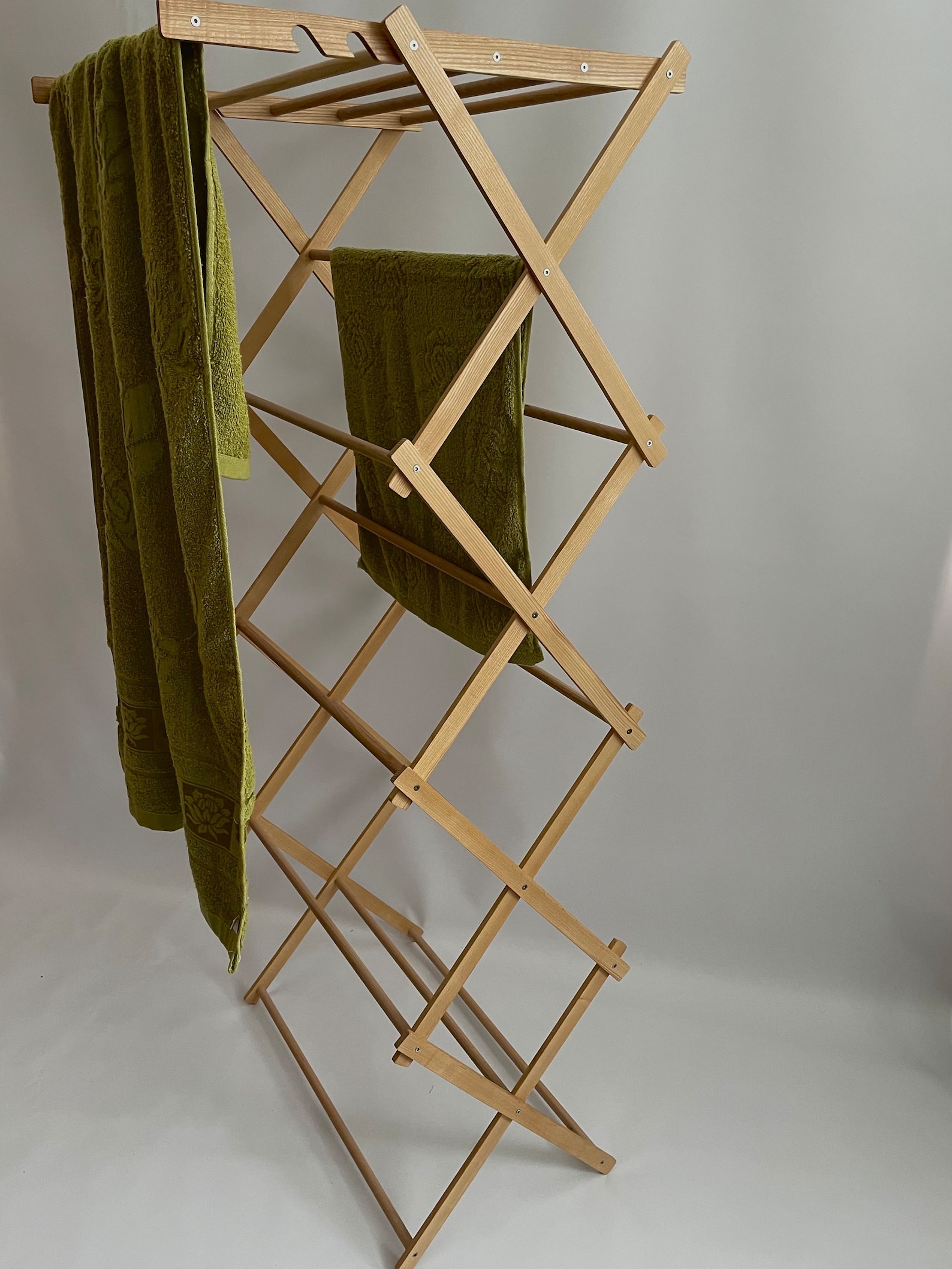 Laundry Drying Rack, Wood Clothes Drying Rack, Clothes Drying Place ...