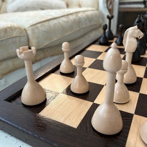 Queen's Gambit Chess Set - Etsy
