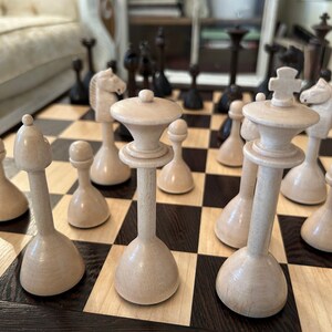 Queen's Gambit Chess Set - Etsy
