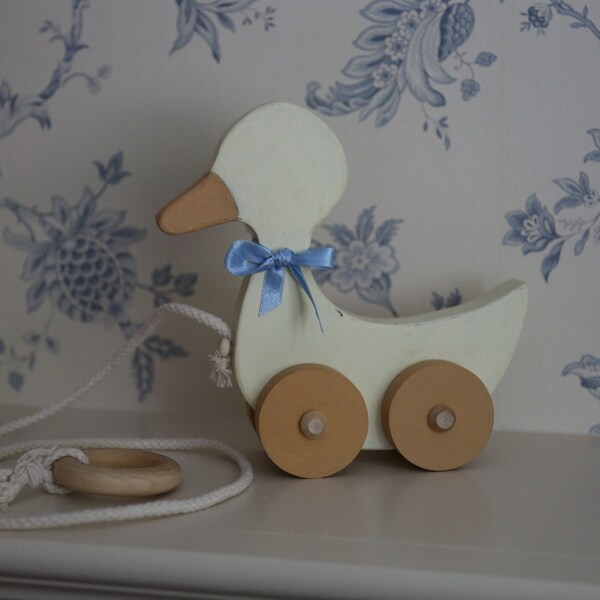 Wooden Pull Toys - Etsy