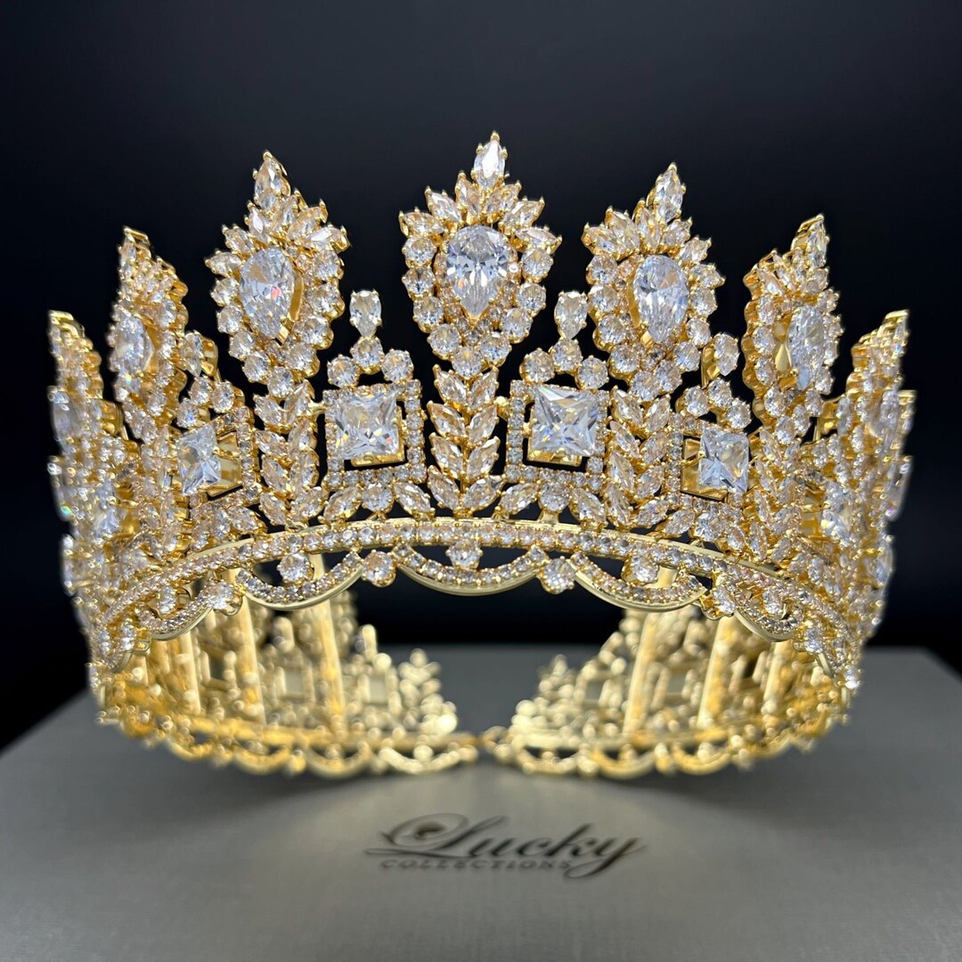 TALL FULL CIRCLE Round Tiara, Royalty Cubic Zirconia Bridal Crown ...