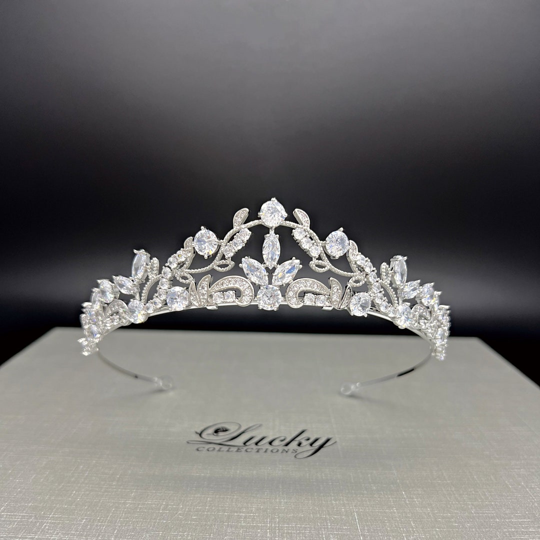 Bridal Classic Tiara, Quinceanera Small Tiara, Delicate Vines, Crystal ...