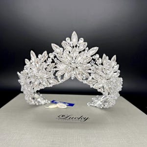 Quinceanera Swarovski Magnificent Luscious Crown, Corona Alta, Pageant ...