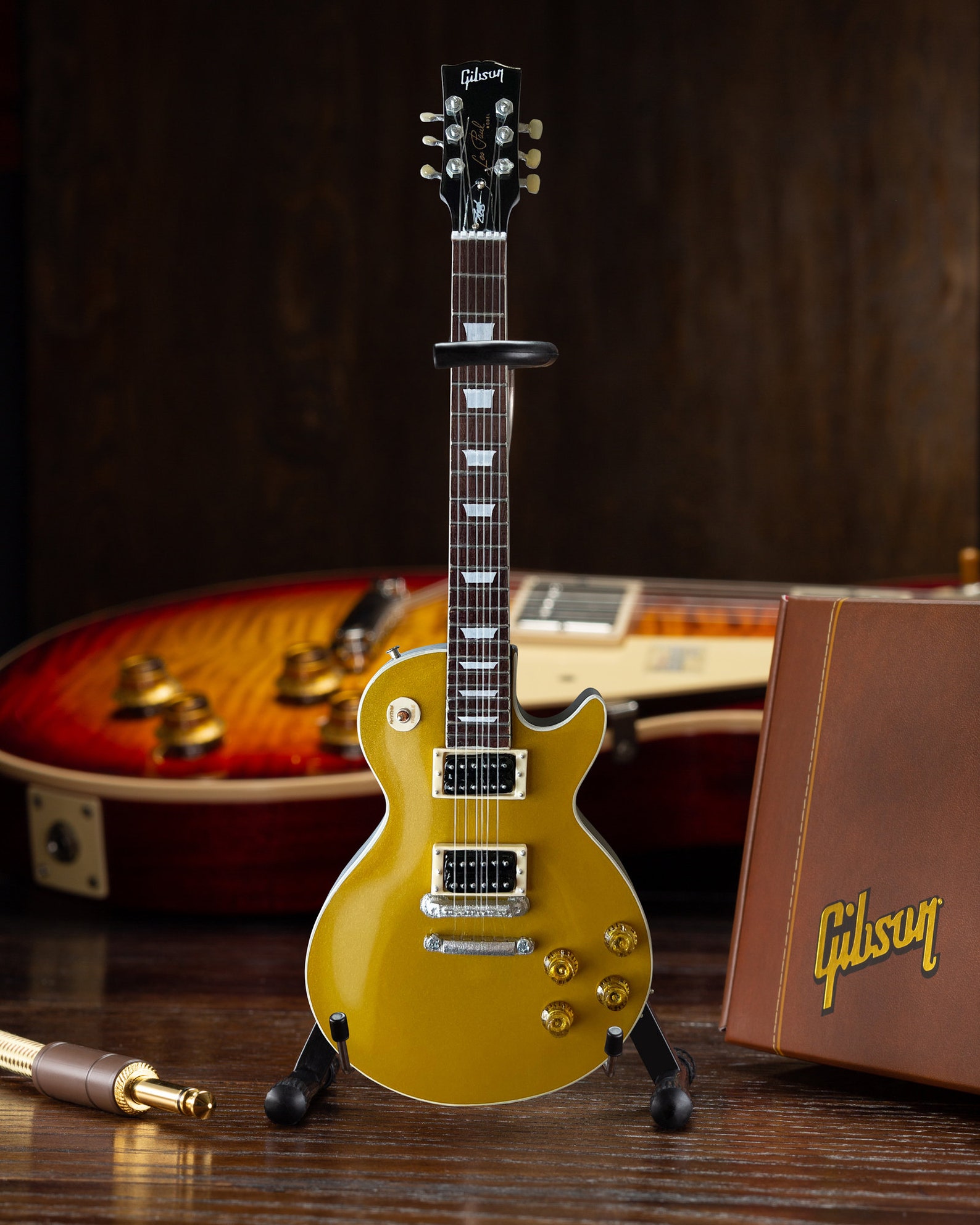 Slash Gibson® Les Paul Standard Victoria Gold Top Les Paul Mini Guitar ...