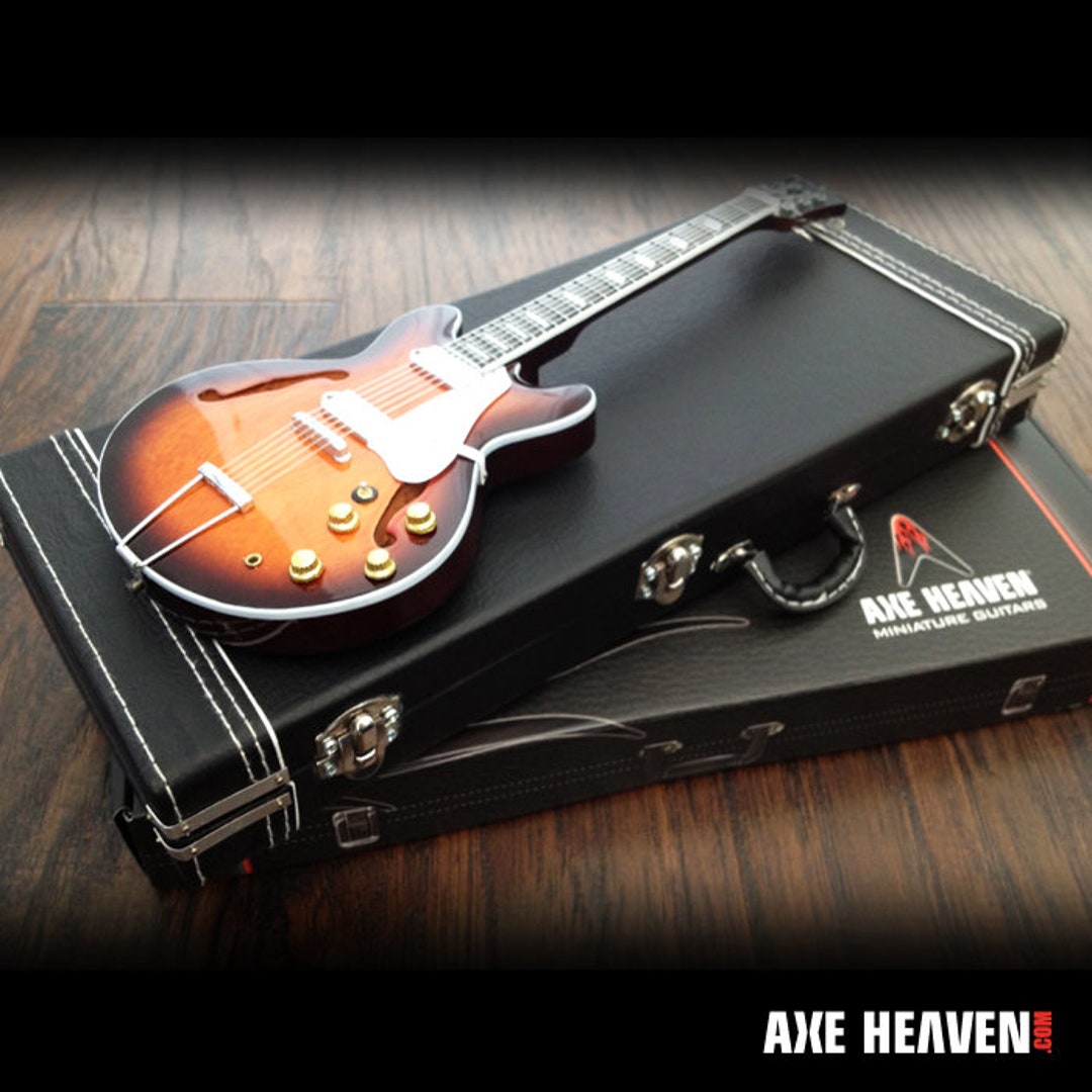 Black Guitar Case for Mini Guitars - Real Case Handcrafted to Fit ...
