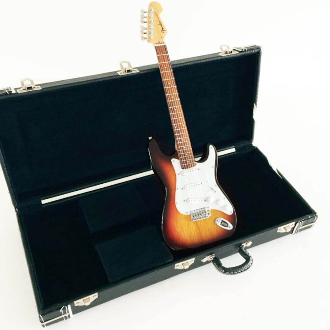 Black FENDER™ Guitar Case for Mini Guitars - Real Case Handcrafted to ...