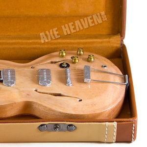 Vintage Tweed Guitar Case for Mini Guitars - Real Case Handcrafted to ...