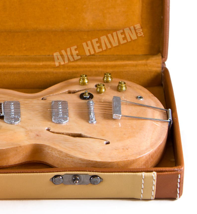 Vintage Tweed Guitar Case for Mini Guitars - Real Case Handcrafted to ...