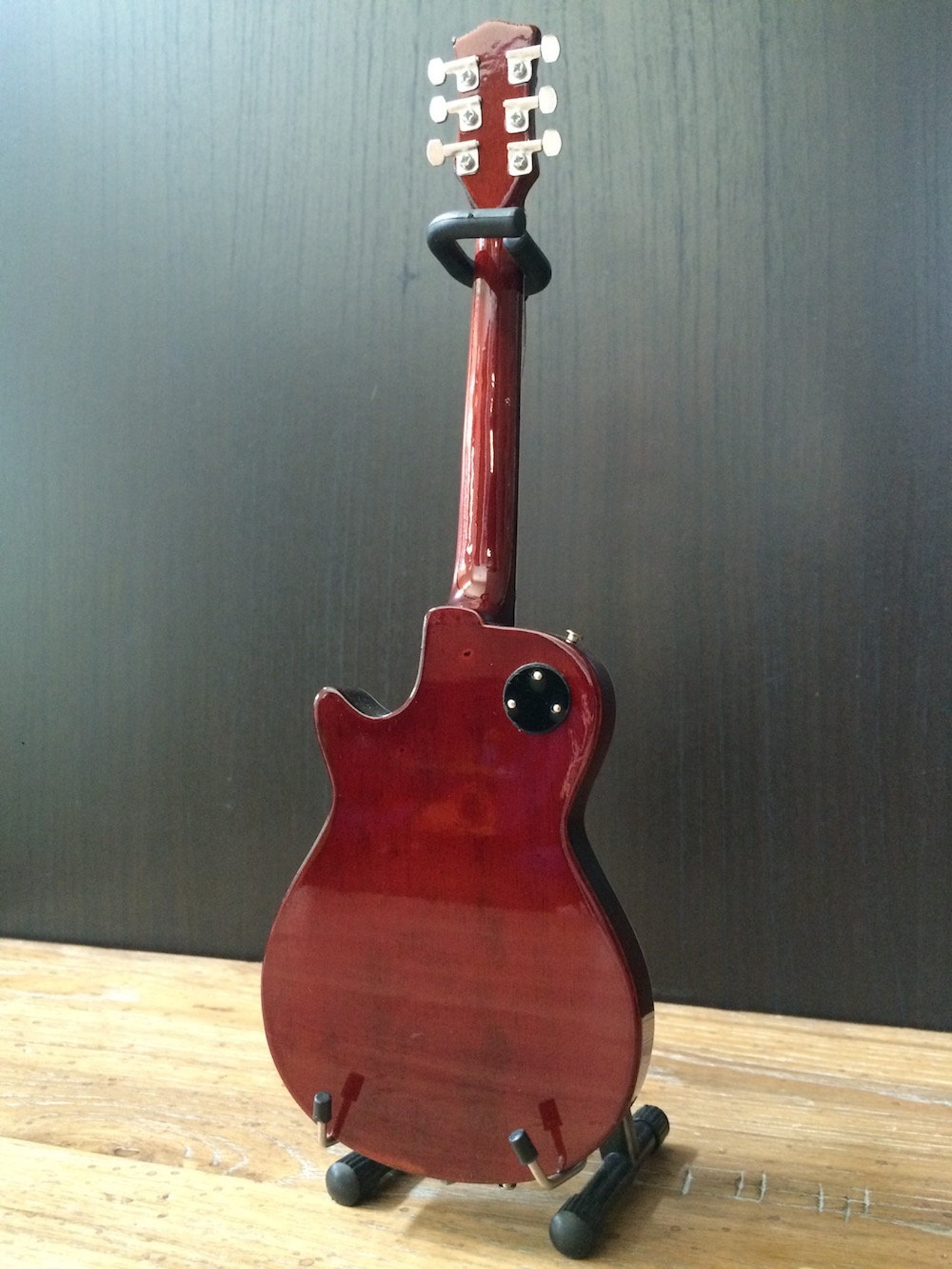 Beatles Collectible - George's Signature Black Duo Mini Guitar Replica ...