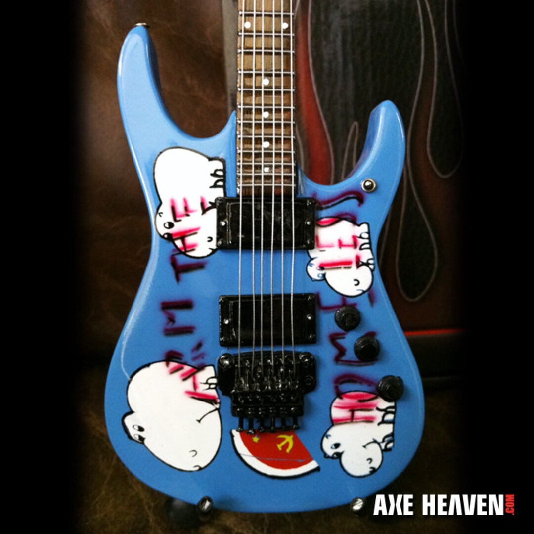 Tom Morello Arm the Homeless Fender Strat 10" Miniature Replica by AXE ...
