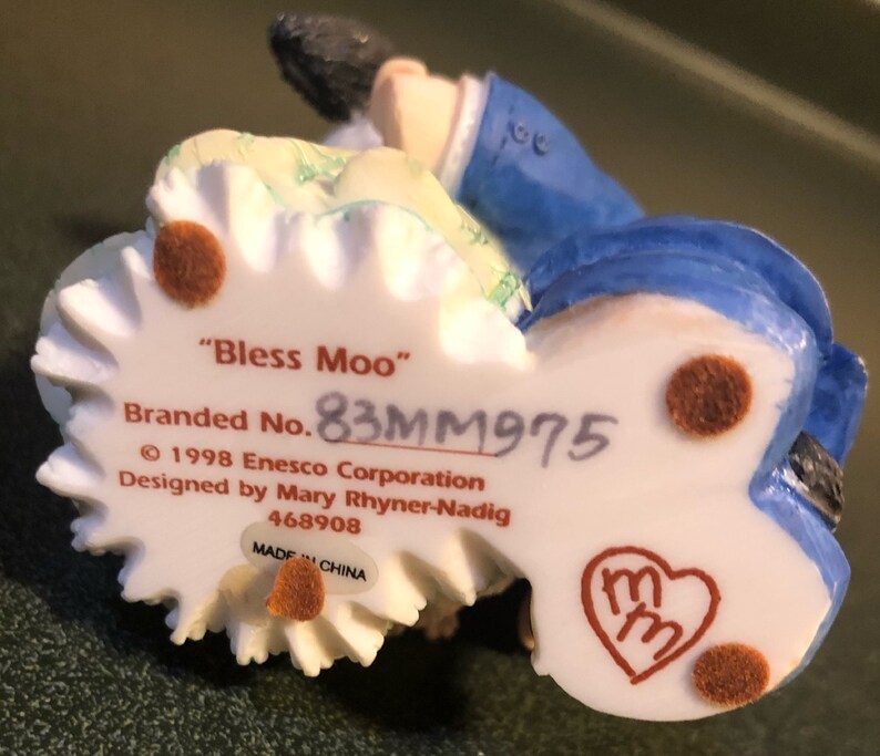Mary's Moo Moos Collectible Cow Figurines Bless Moo Vintage 1998 Mint ...