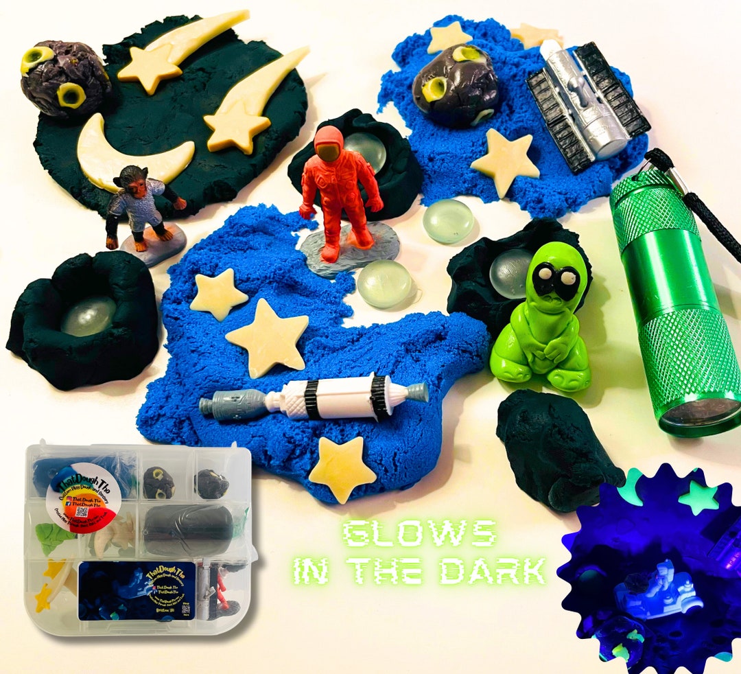 Space Sensory Gift| Glow in the Dark| With Play Dough and Kinetic Sand ...