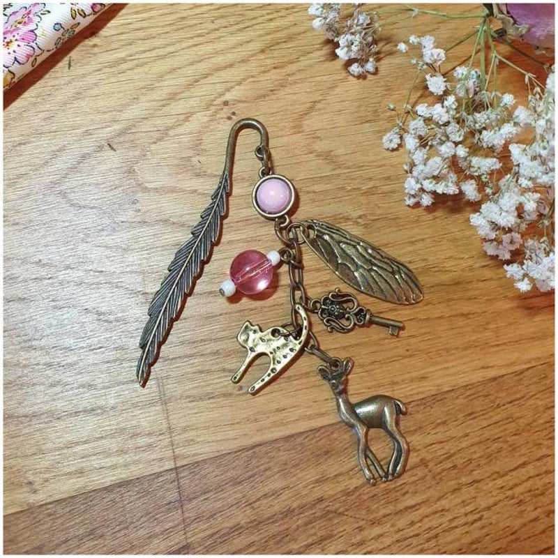 Doe Bookmark - Etsy