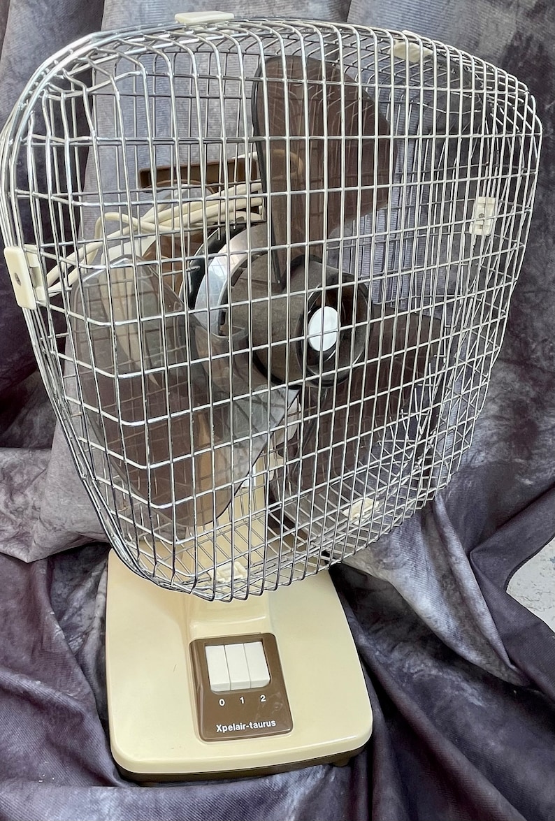 Vintage Desk Fan Rare Find Early 70s Xpelair-taurus Retro Room Fan ...