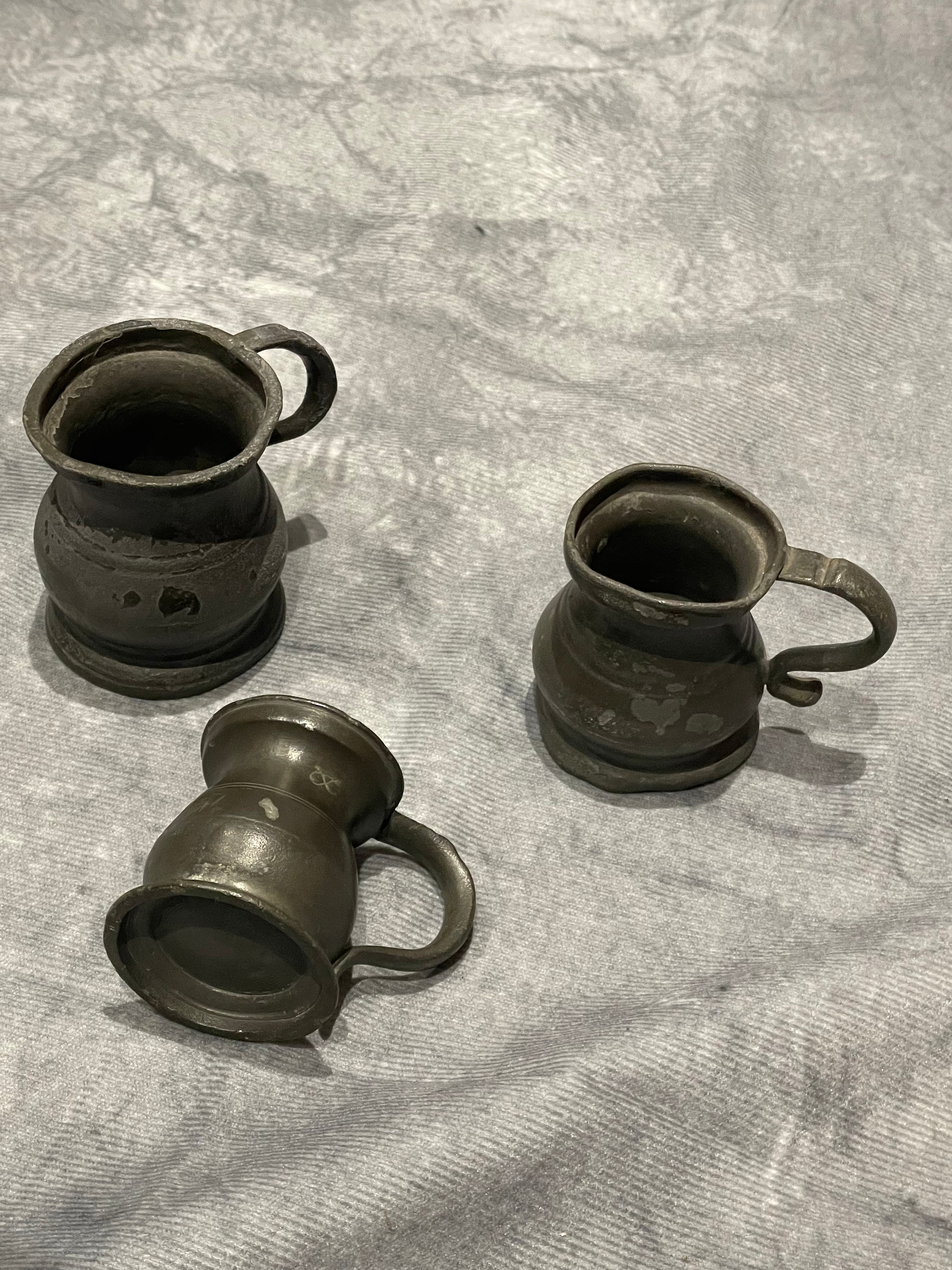 Early 17th Century British Medieval Mini Pewter Mugs X3 Great Design ...