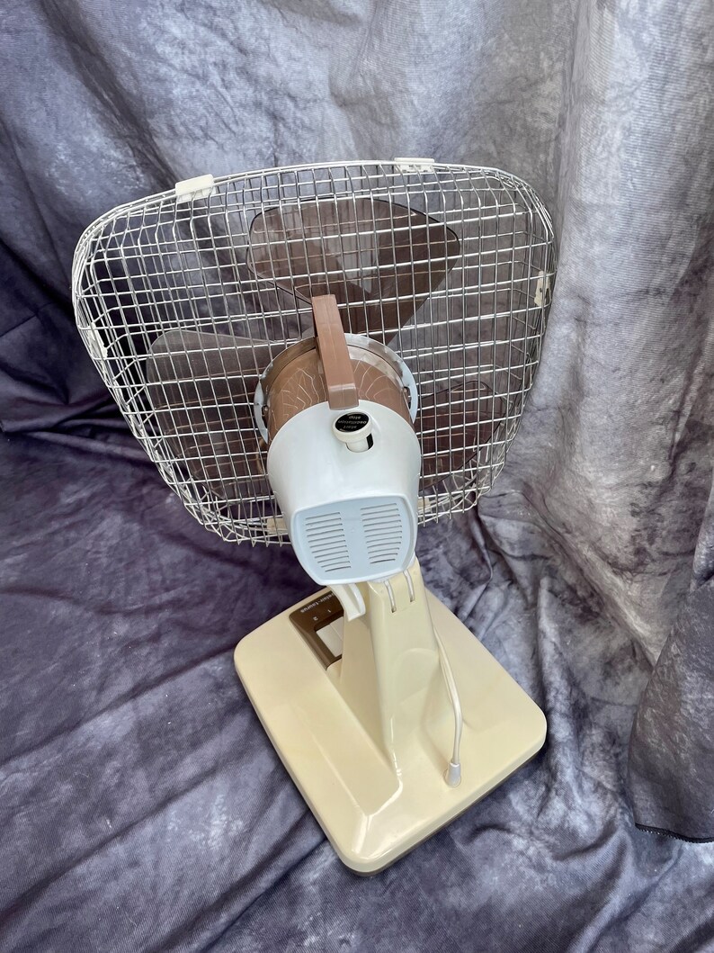 Vintage Desk Fan Rare Find Early 70s Xpelair-taurus Retro Room Fan ...