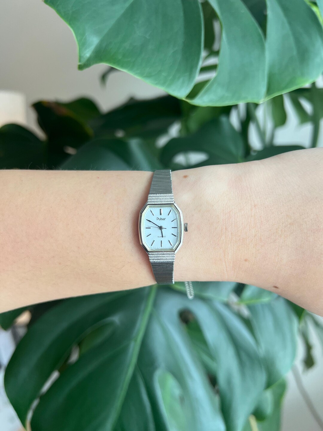 Vintage Pulsar Dainty Women’s Watch | Hexagon White Dial | Silver Tone ...