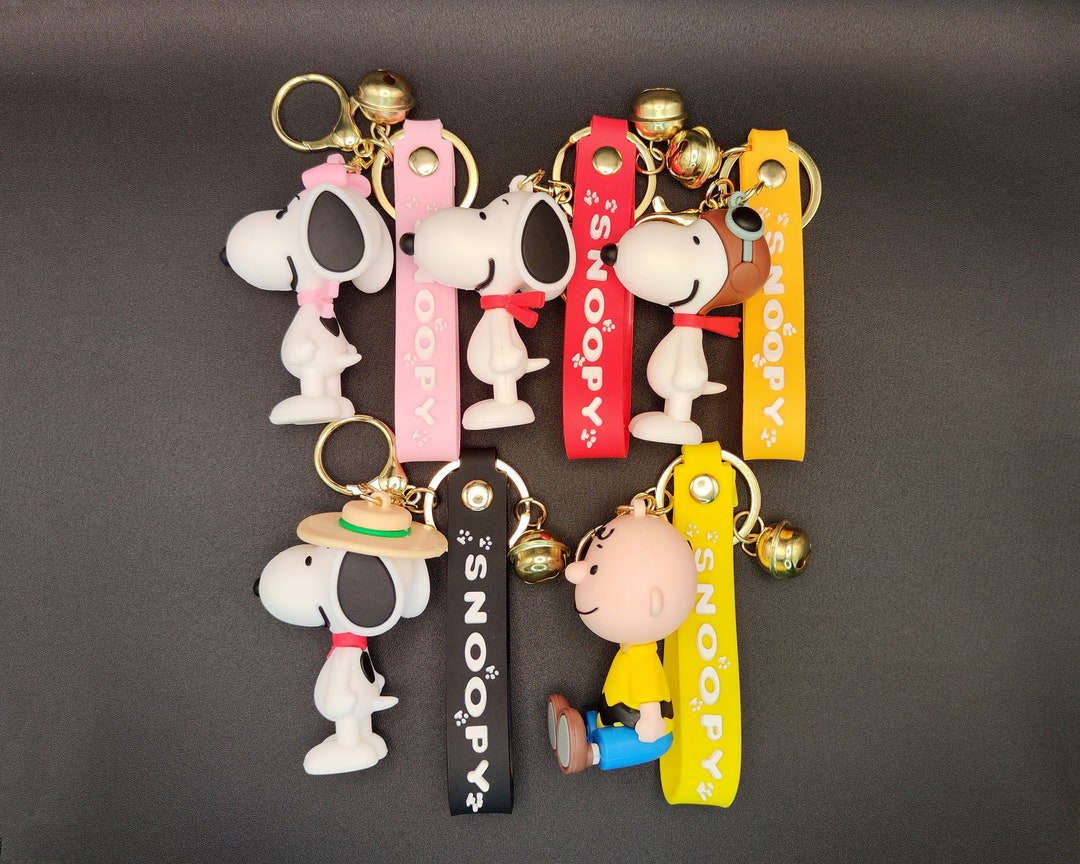 Snoopy and Charlie Brown Peanuts 3D Comics Keychain - Etsy