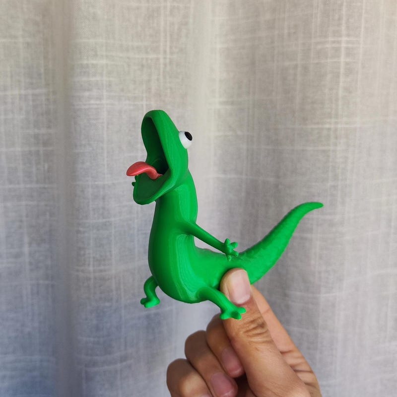 Tom the lizard figur - Etsy.de